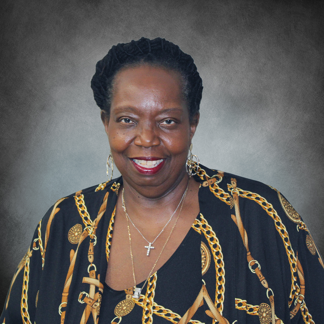 Gloria Middleton Bio